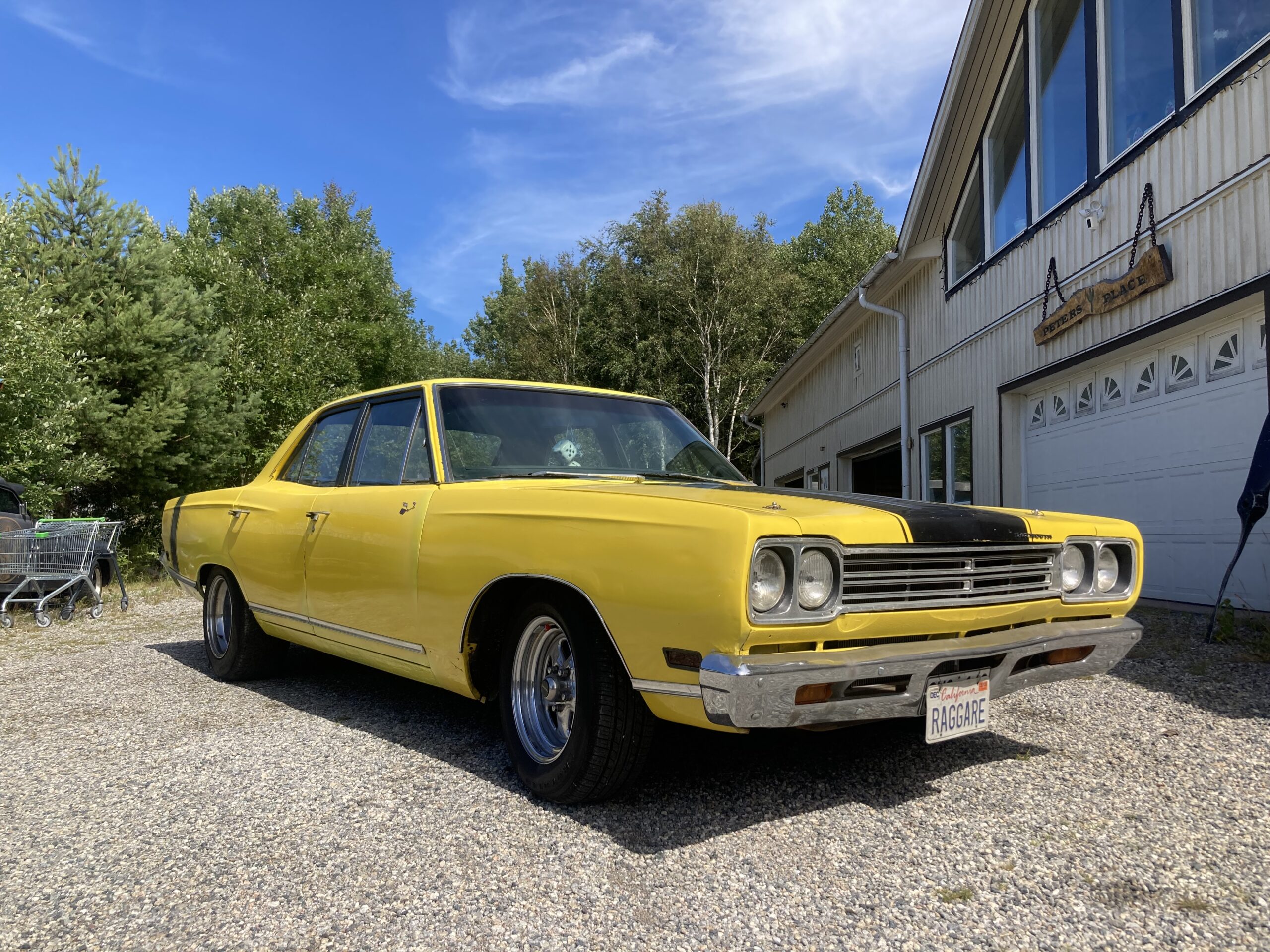 Bilar | Peter's Place